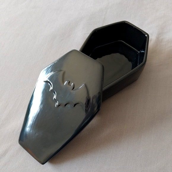 Sourpuss | Other | Sourpuss Ceramic Coffin Stash Box | Poshmark